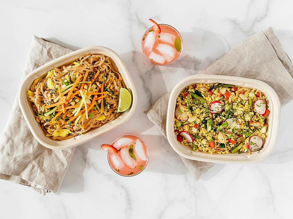 Reviewing Boston Market Beef Sirloin and Noodles Home Style Frozen Meal ...